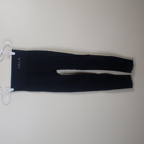Tala | Pants & Jumpsuits | Tala Womens Luna Leggings Size S High Rise ...